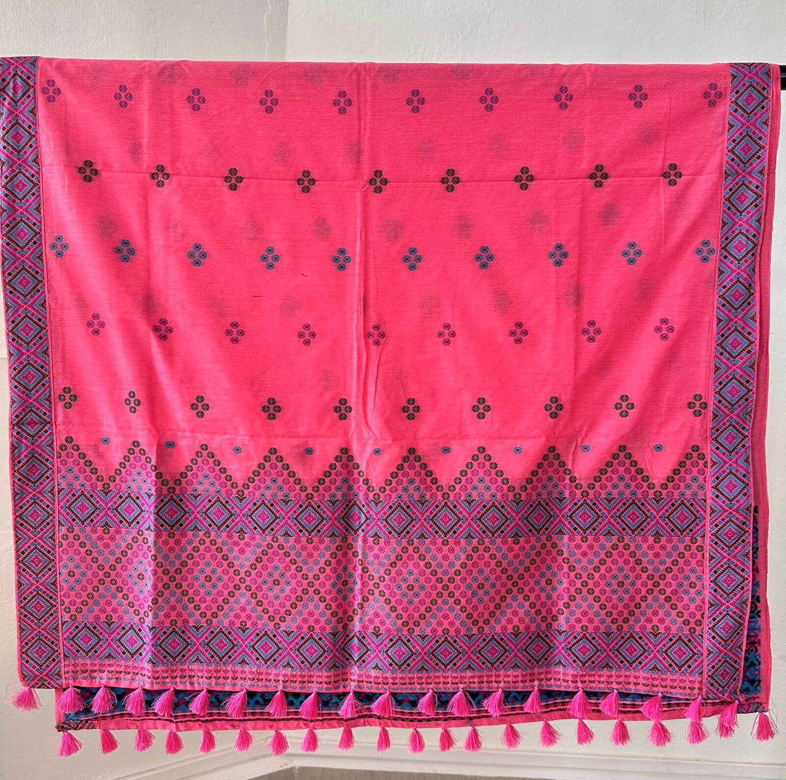 Gulapi Mekhela Sador – Styleinthesway